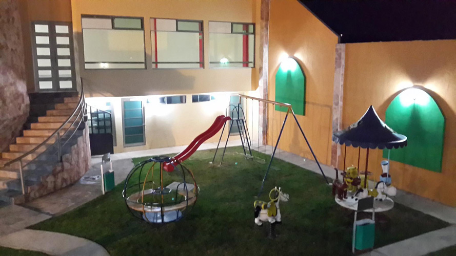 Salon Jardin Nandos | Pachuca | LPE